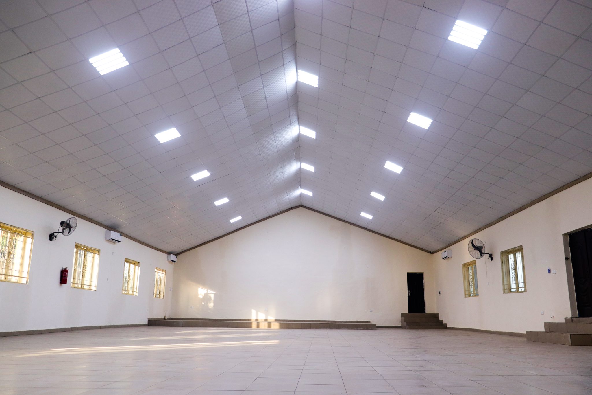 Main Home - Tazu Luxury Hotel & Suites