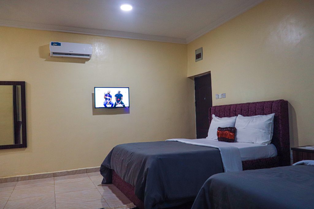 Main Home - Tazu Luxury Hotel & Suites