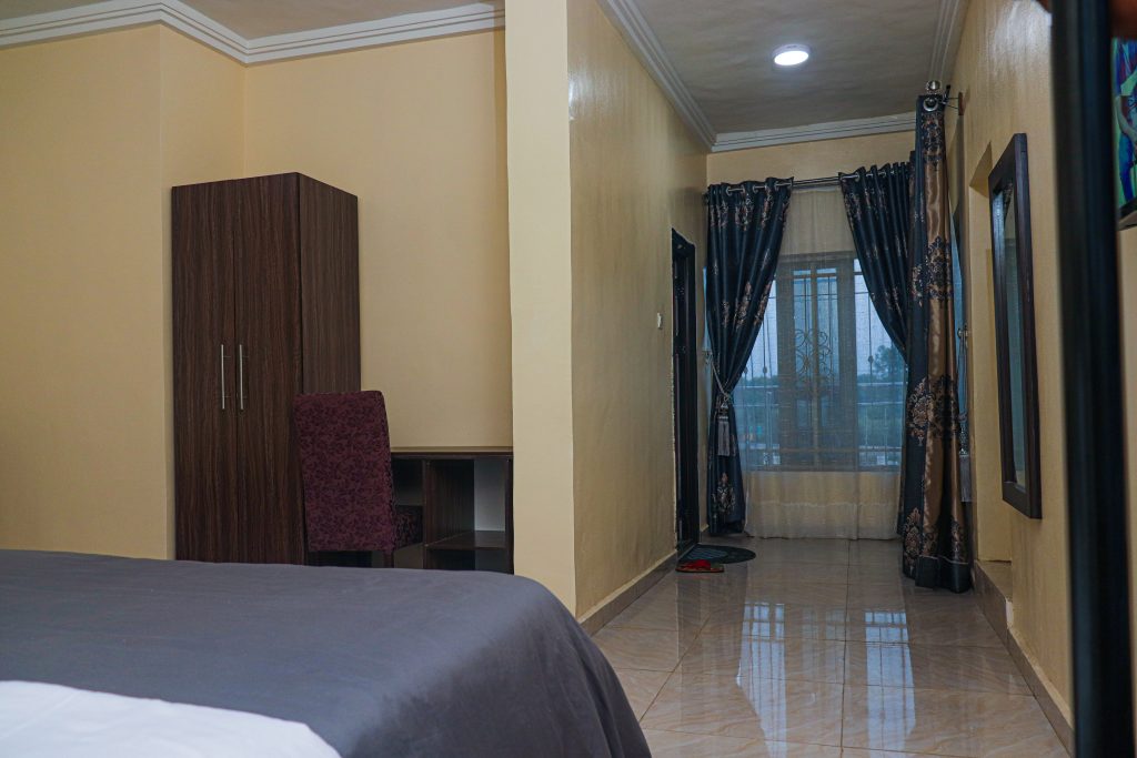 Main Home - Tazu Luxury Hotel & Suites