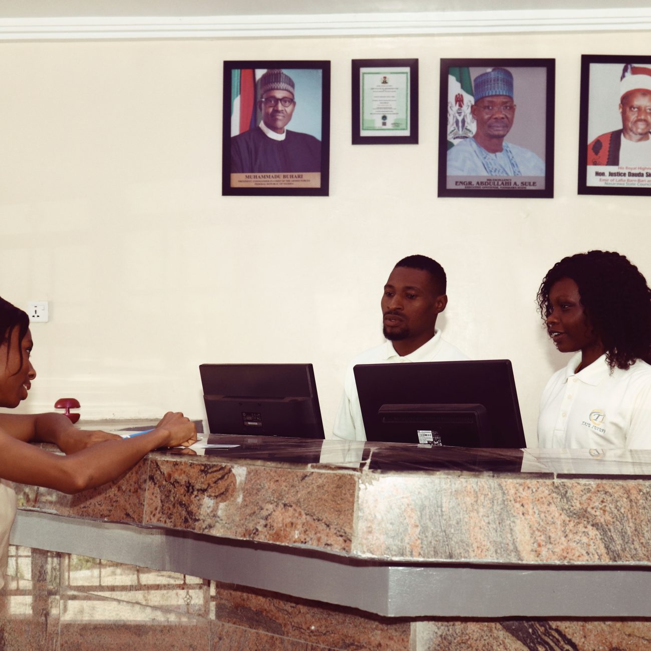 Main Home - Tazu Luxury Hotel & Suites